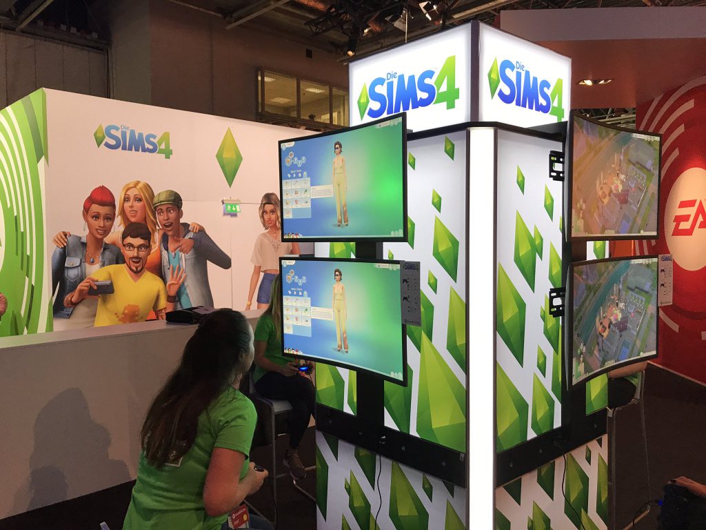 The Sims 4 Console: First Screens